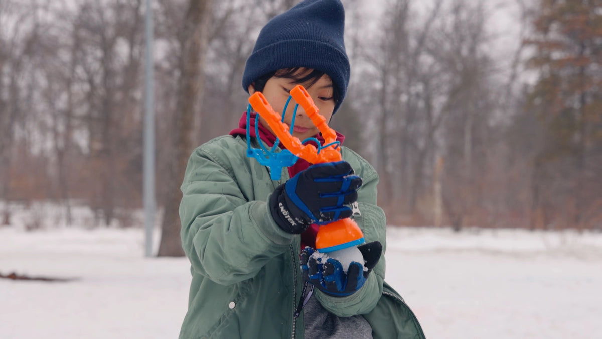 Snow Sling Shot – Growing Tree Toys